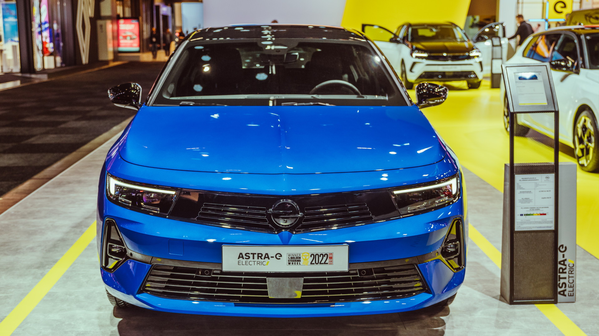 Ηλεκτρική επέλαση της Opel στην Έκθεση Βρυξελλών | gMotion by gazzetta