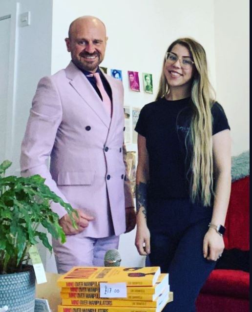 Τρεφόταν για 23 χρόνια με τοστ και πατατάκια και έκανε υπνωτισμό για να ...