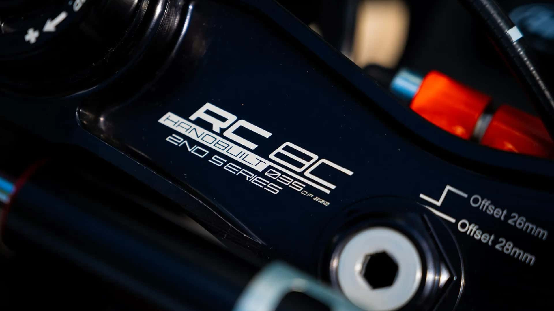 Στο σφυρί η σπάνια KTM RC 8C (vid) | gMotion by gazzetta