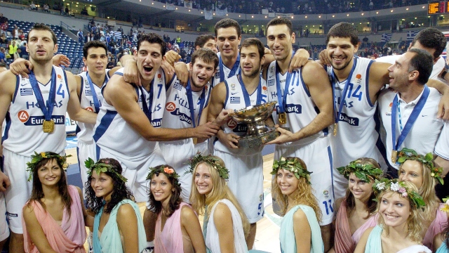Μπουρούσης: Οι στιγμές που θα θυμάται (vids) | Gazzetta
