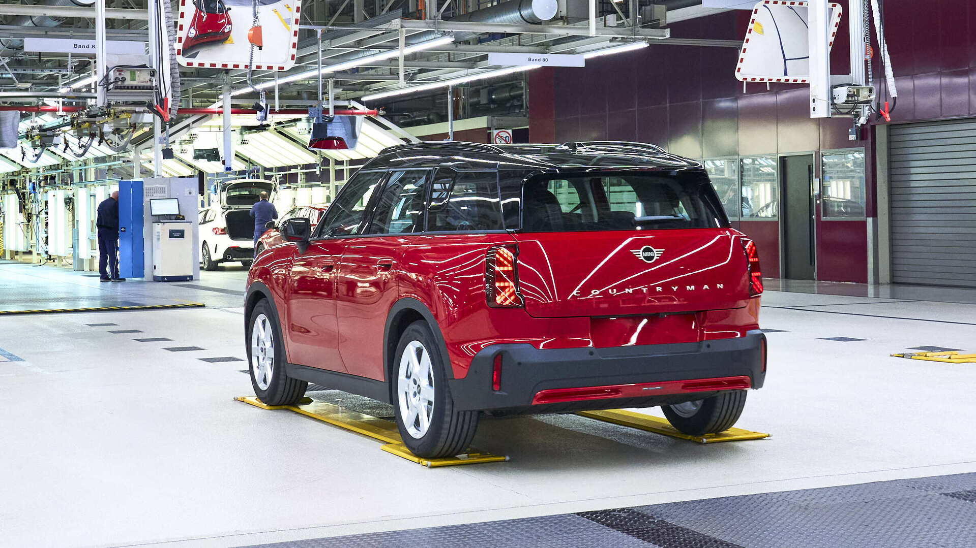 MINI Countryman: Άρχισε η παραγωγή του νέου ηλεκτρικού μοντέλου ...
