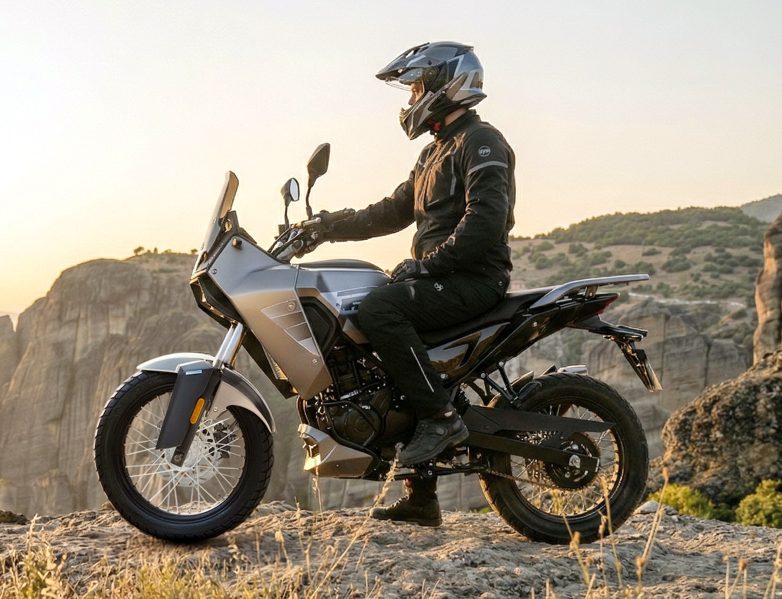 SYM NH-R 300: Adventure για όλους | gMotion by gazzetta