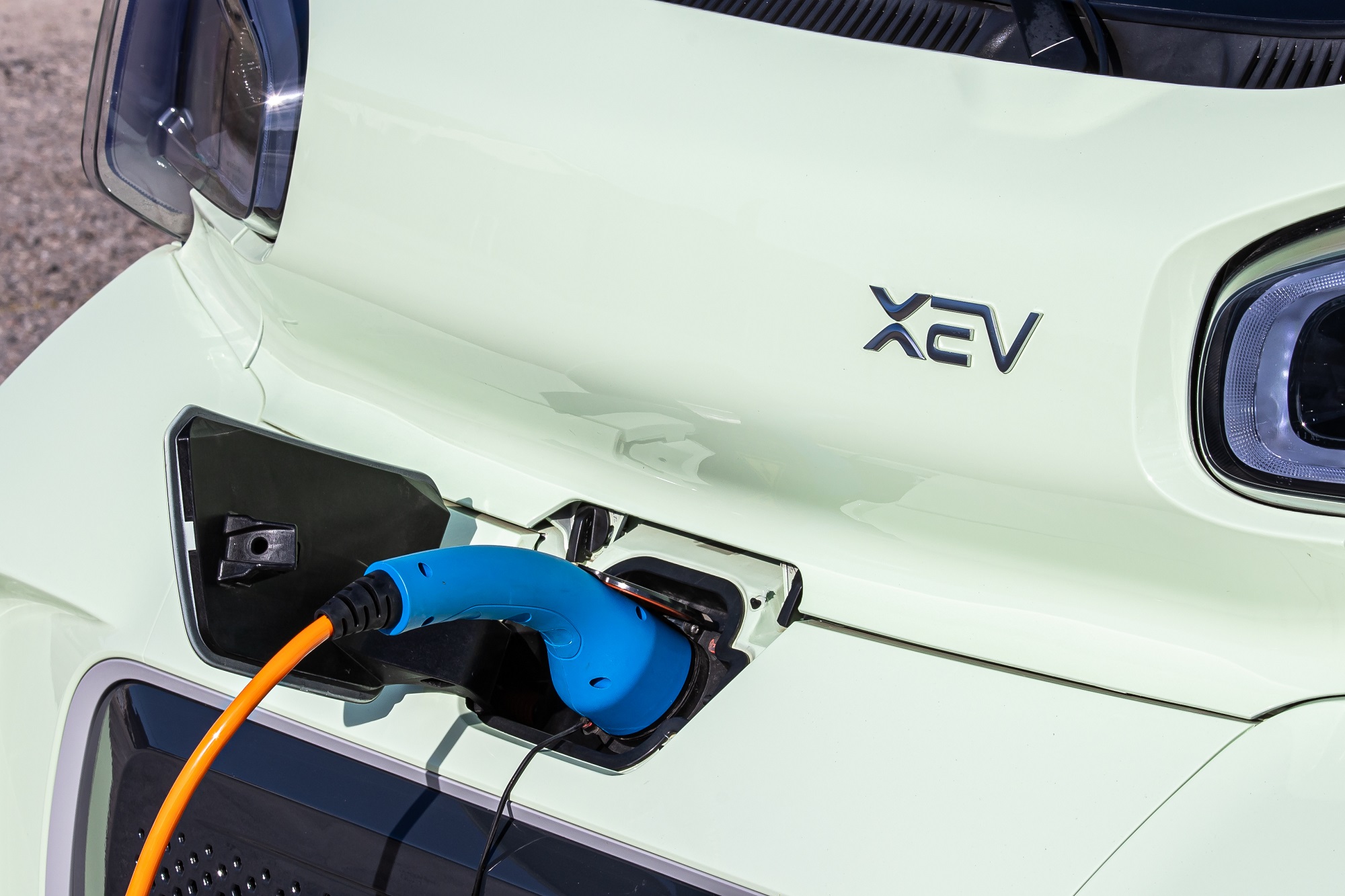 XEV YOYO: Οδηγήσαμε το νέο ηλεκτρικό microcar – Εκδόσεις και τιμές | gMotion by gazzetta