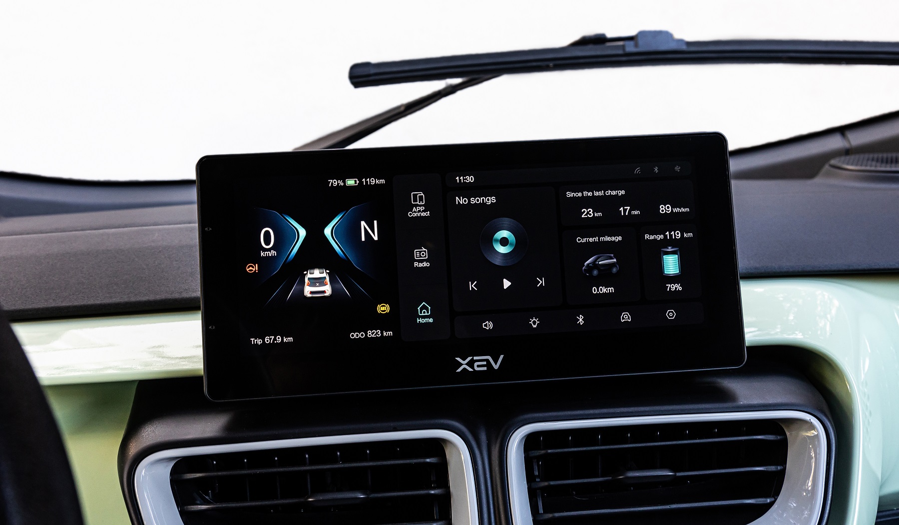 XEV YOYO: Οδηγήσαμε το νέο ηλεκτρικό microcar – Εκδόσεις και τιμές | gMotion by gazzetta