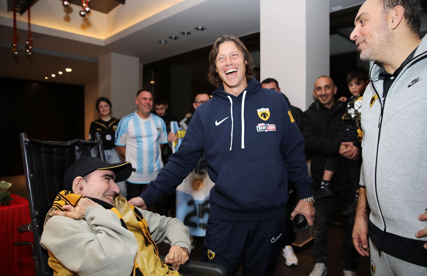 ΑΕΚ: Ο Αλμέιδα υποδέχθηκε με χαρά τον φίλο της ομάδας, Τάσο στις Σέρρες ...