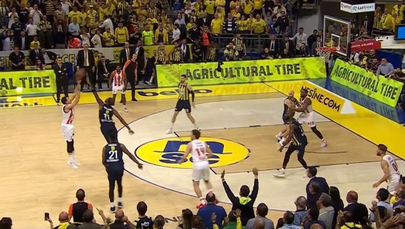 Top 10 EuroLeague: Το game winner του Σλούκα με τη Φενέρ στην κορυφή ...