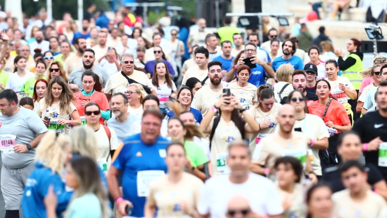 Αυθεντικός Μαραθώνιος Αθήνας: Ρεκόρ με περισσότερους από 16.600 δρομείς ...
