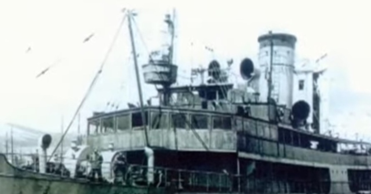Τα 10 σημαντικότερα «Σαν Σήμερα»: Το πλοίο Χειμάρρα βυθίζεται στο Νότιο ...