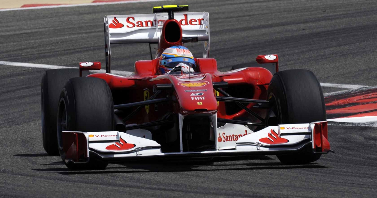 Σαν Σήμερα: Το «χρυσό» ντεμπούτο του Αλόνσο με τη Ferrari στην επιστροφή του Σουμάχερ στην F1 ...