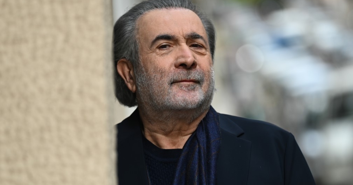 Ο Λάκης Λαζόπουλος στο MEGA με το «Αλ Τσαντίρι Νιουζ»: Η επίσημη ...