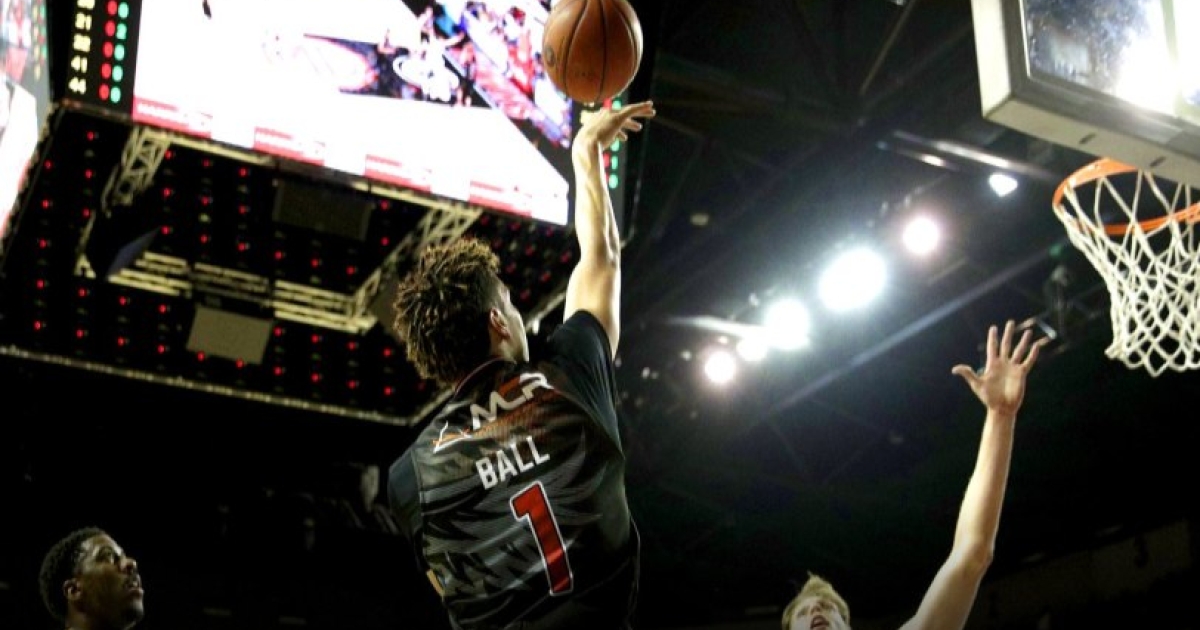 Έγραψε ιστορία στην Αυστραλία ο ΛαΜέλο Μπολ! (vid) | Gazzetta